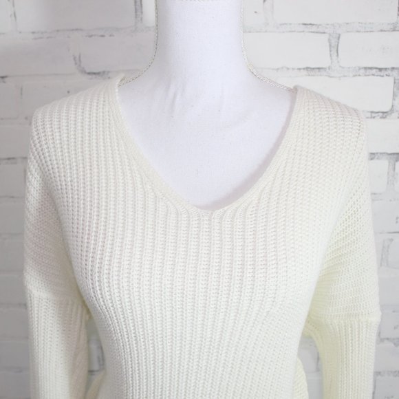 Boohoo | Sweaters | Boohoo Knot Sweater | Poshmark
